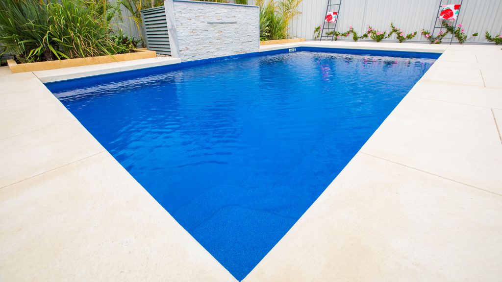Aquila / 7m x 4m - Buccaneer Pools Perth